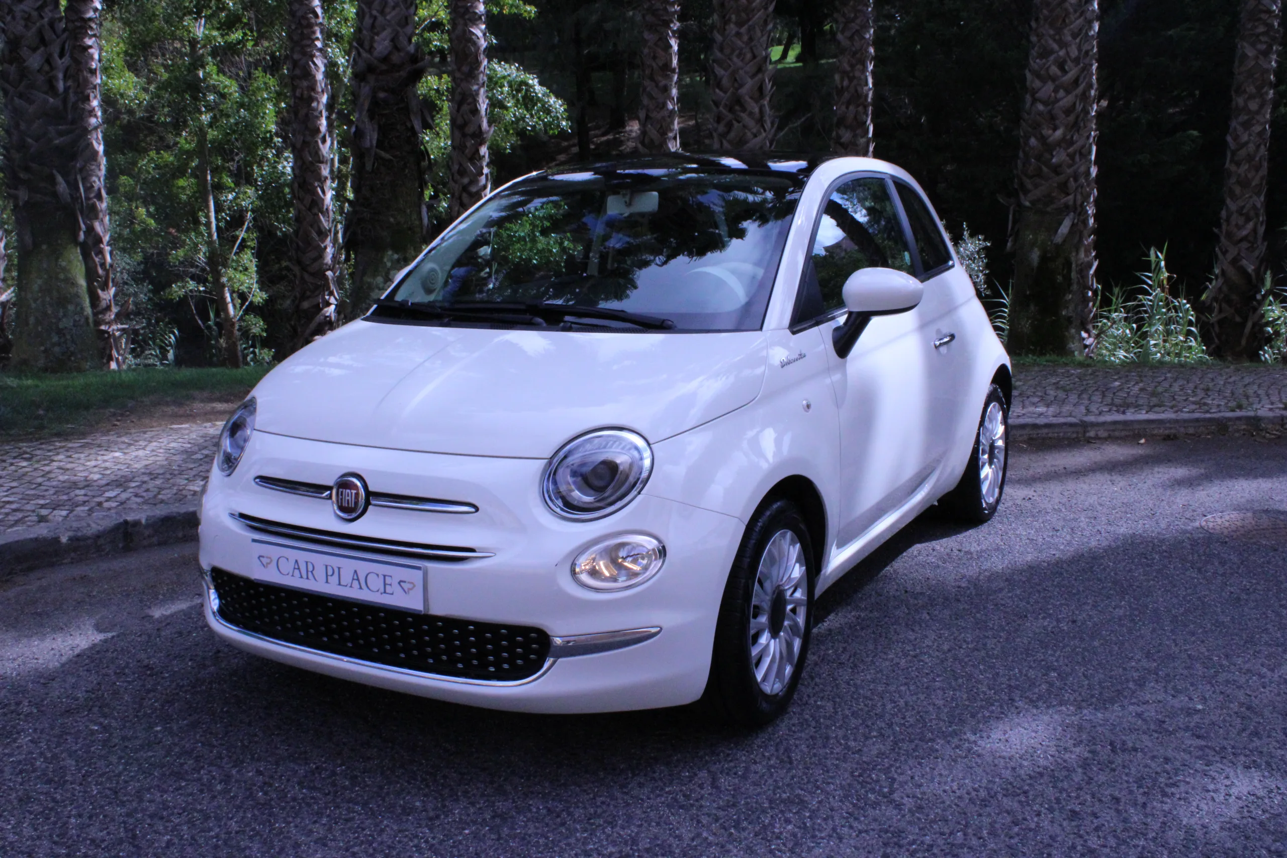 FIAT 500 1.0 HYBRID DOLCEVITA - Car Place